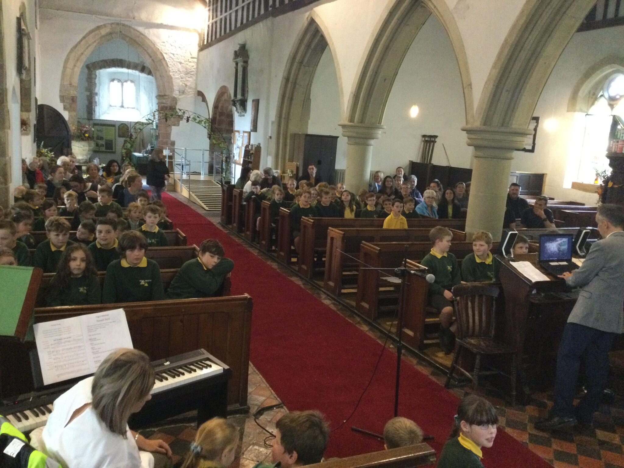 News: Harvest Festival - Ysgol Meifod